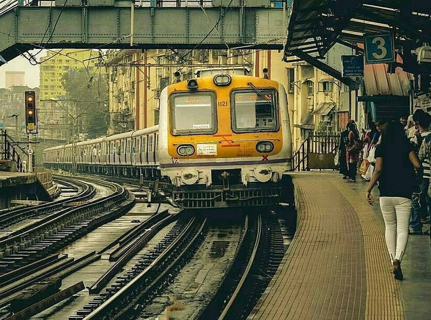 Sandhurst Road Railway Station, Naoroji Hill Road Number 11E, BIT Chawl ...