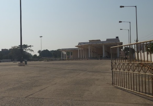 Chatrapur Bus Terminal, Rama Krishna Nagar, Chatrapur, Odisha, 761020
