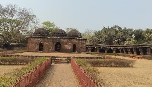 Kurumbera Fort, Gaganeshwar Village, Keshiary, Paschim Medinipur ...