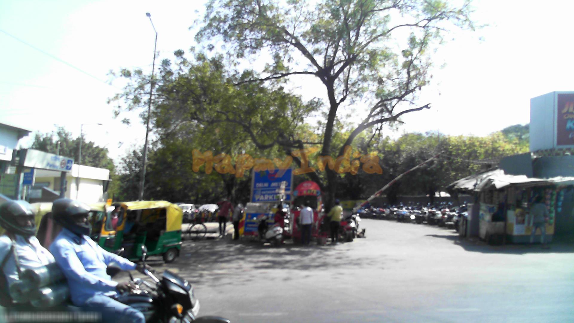 Arjan Garh Metro Station Parking, Phase 1, Aya Nagar, New Delhi, Delhi ...