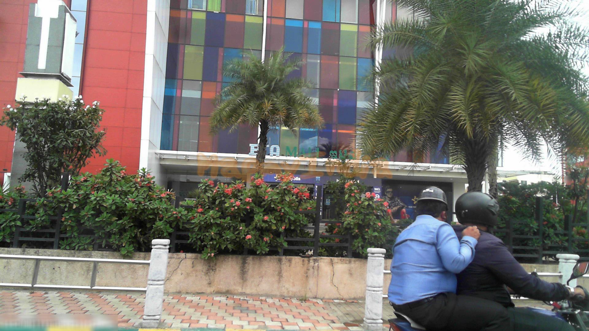 ETA Mall, No 11, Opposite Banana Market, Hosakere Road, Binnypet ...