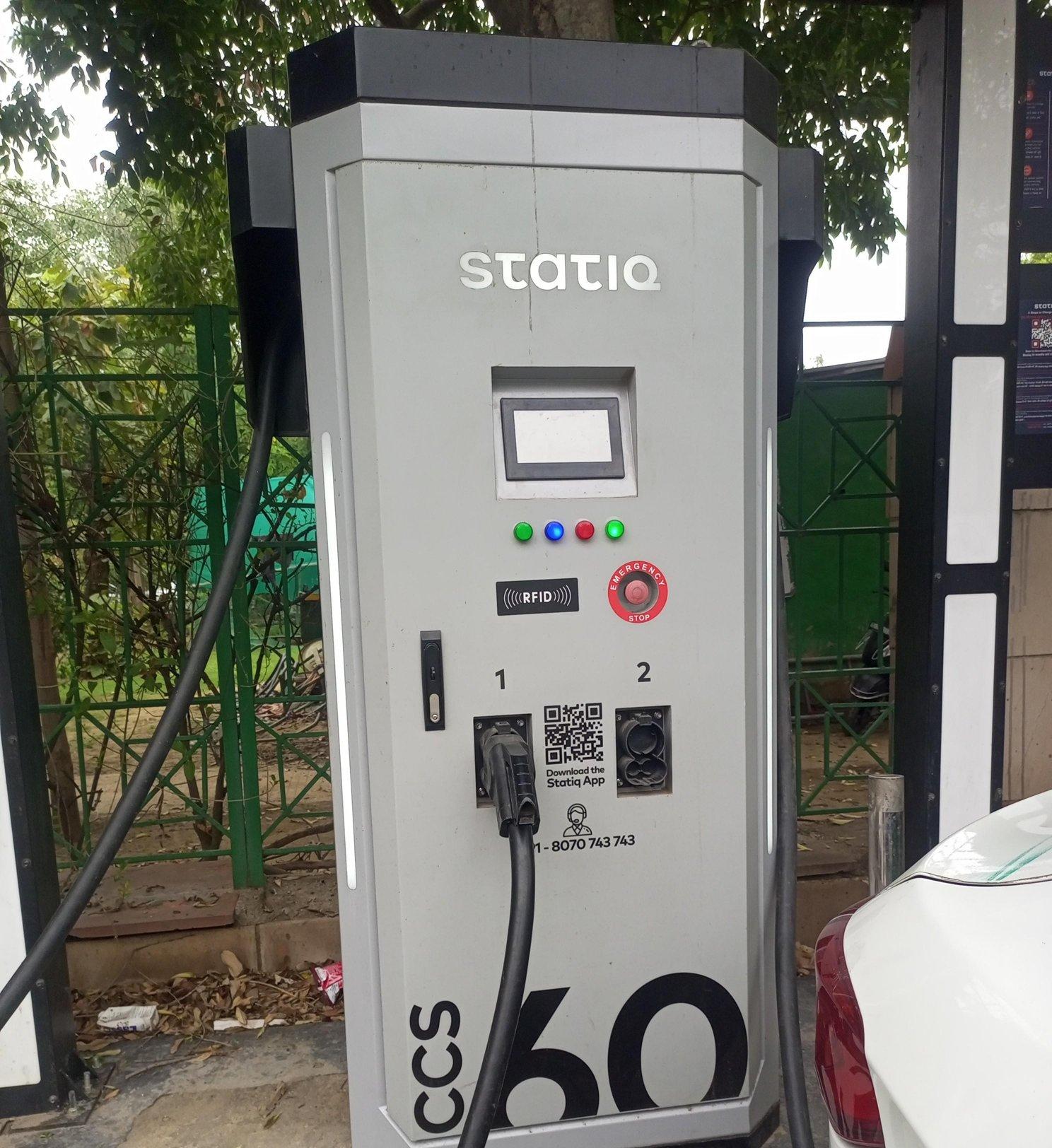 Statiq Electric Vehicle Charging Station, Sdmc Parking, Defence Colony ...