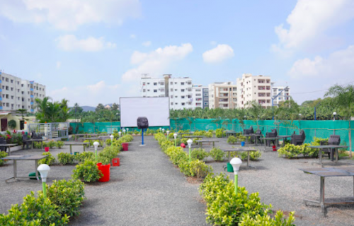 Durga Restaurant Bar, 12-466, Club Road, Tadepalli, Andhra Pradesh, 522501