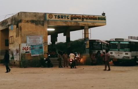 Ieeja Bus Stand, Ieeja-Gadwal Road, Ieeja, Telangana, 509127