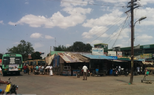 Kariyapatti Bus Stand, Kariapattivnr, Manthiriodai, District ...