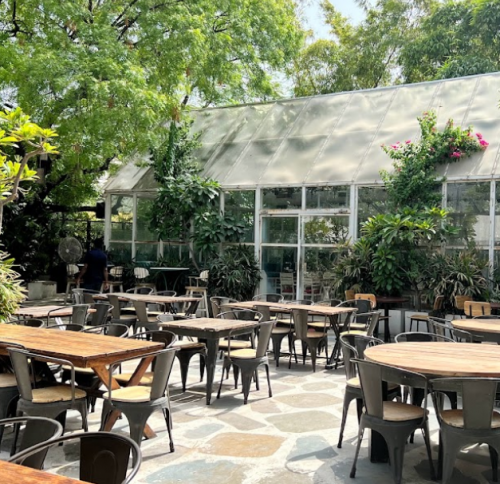 The Forresta Kitchen Bar, Ground Floor, Devraj Luxury Hotels, Near Moti ...